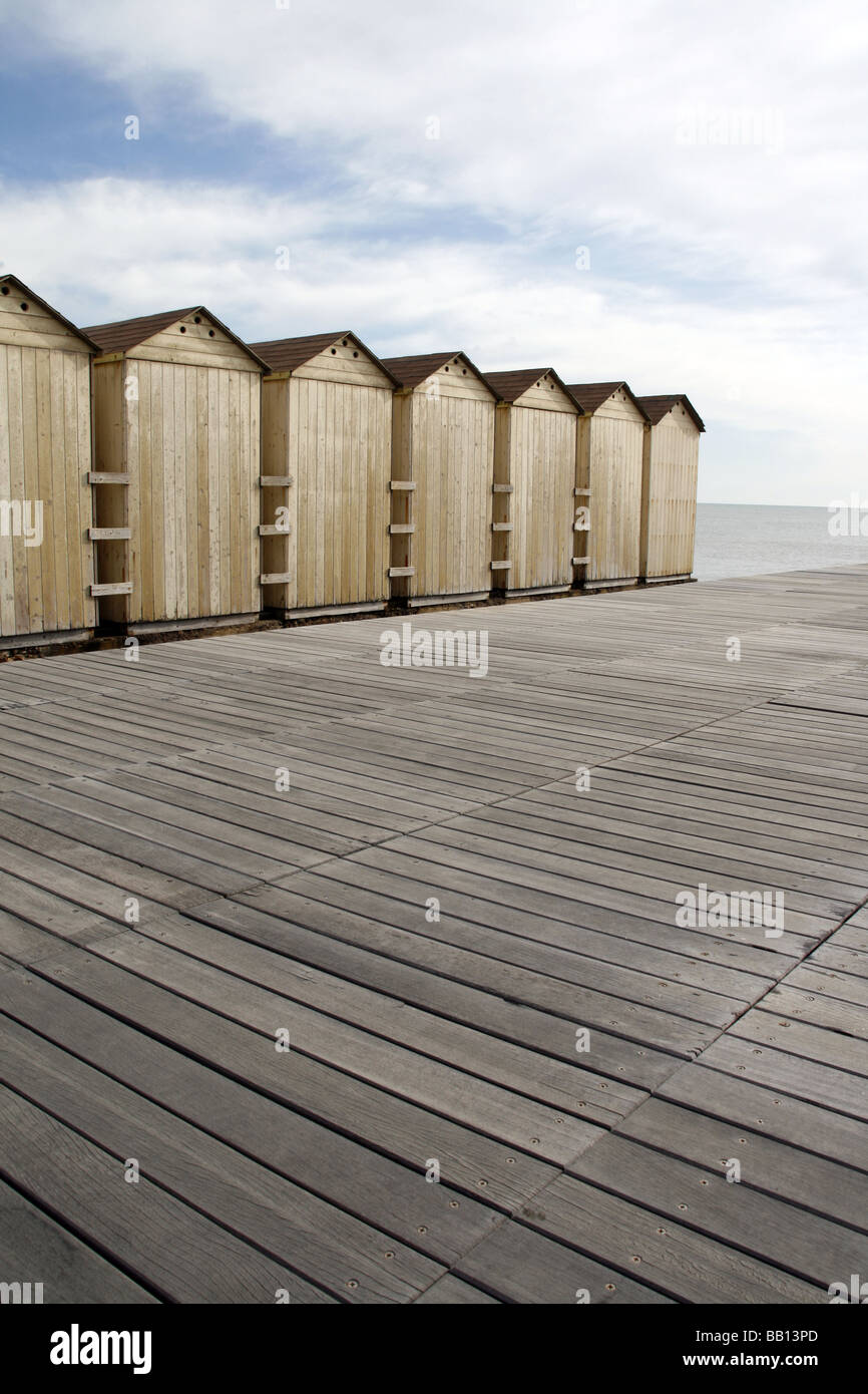 Empty beach huts at low season hi-res stock photography and images - Alamy