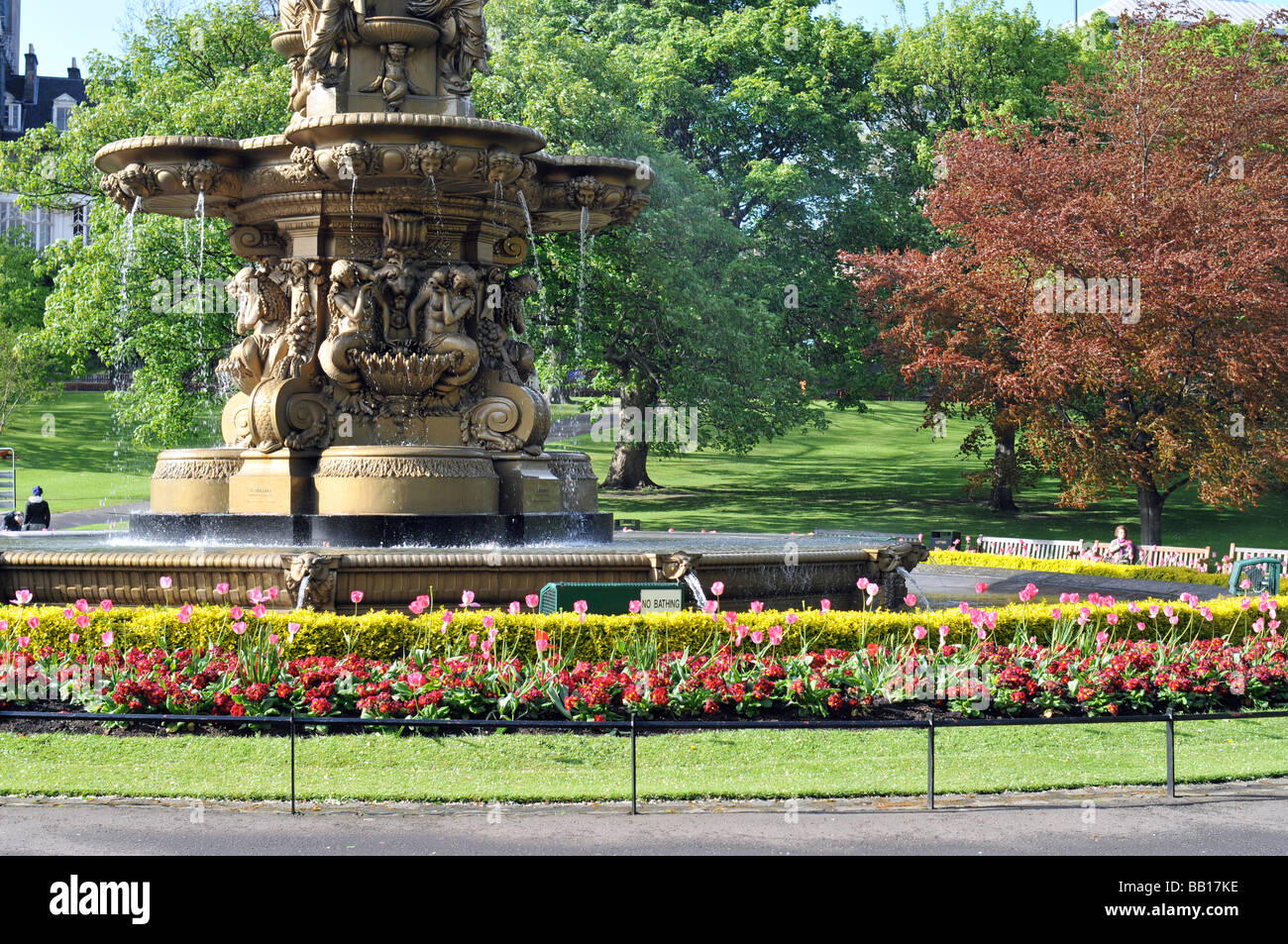 Princes street gardens ross fountain hi-res stock photography and ...