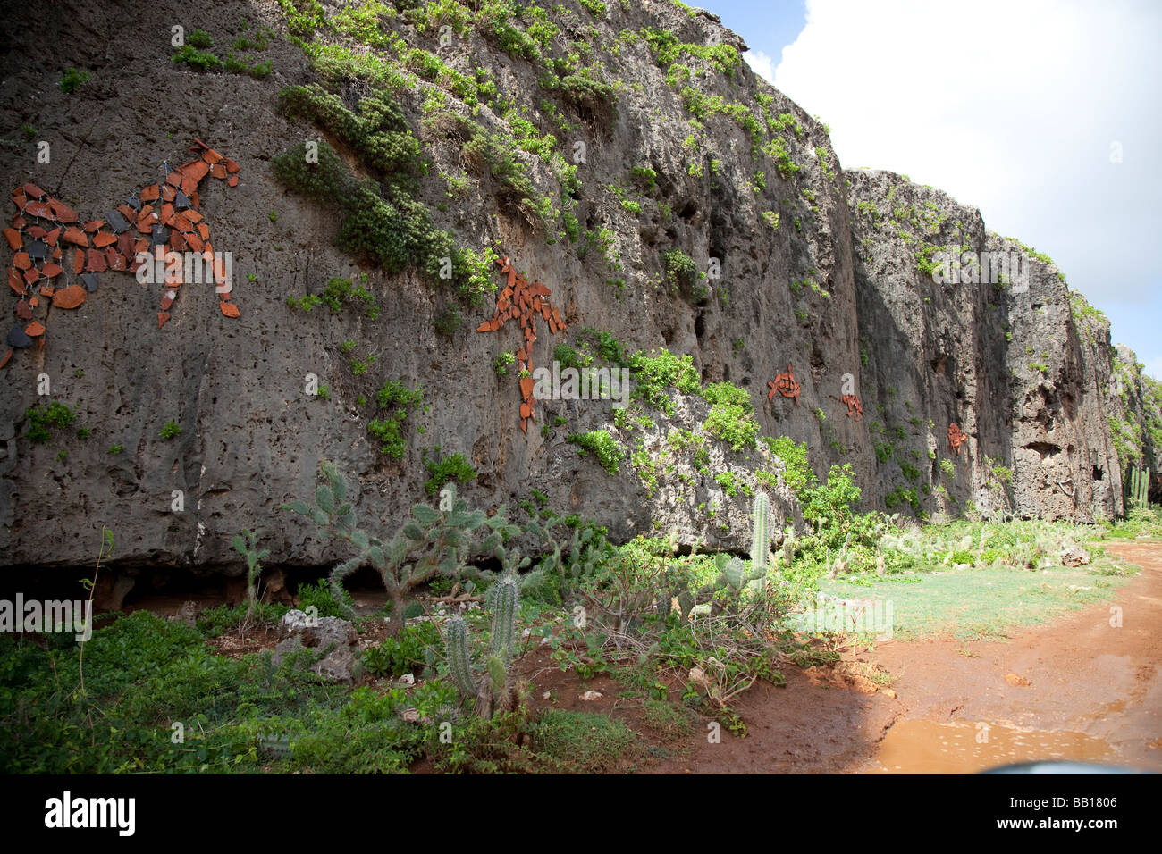 Carving face on rock hi-res stock photography and images - Alamy