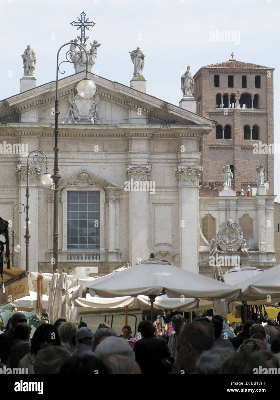 The Duomo of Mantua Cathedral faces Sordello Sq Facade is Baroque made ...