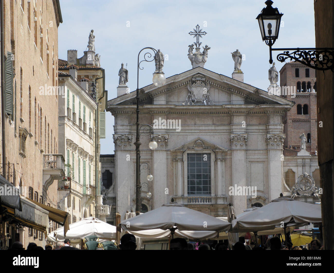 The Duomo of Mantua Cathedral faces Sordello Sq Facade is Baroque made ...