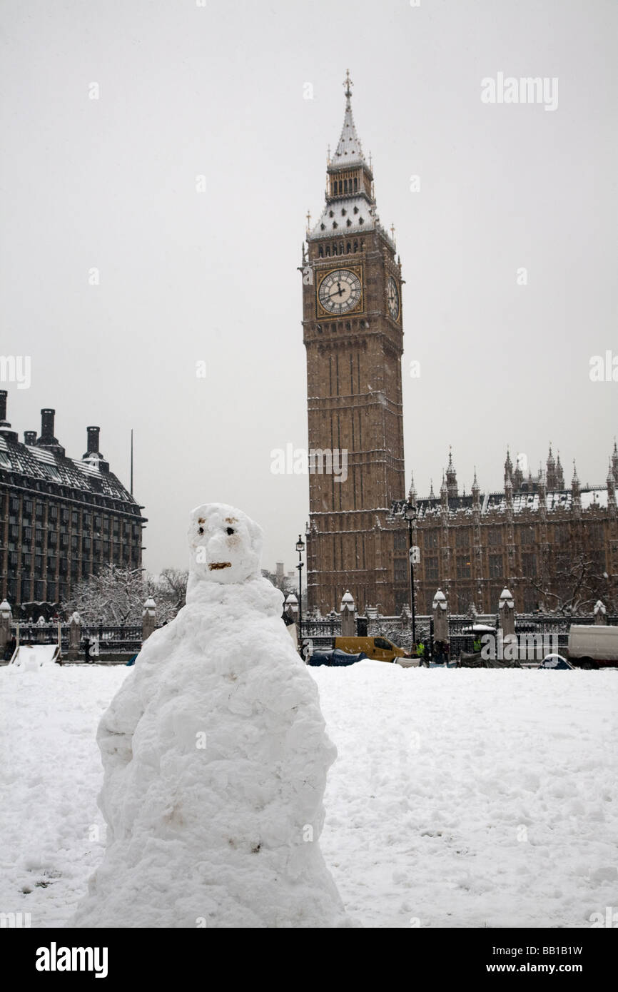Snow snowman big ben hi-res stock photography and images - Alamy