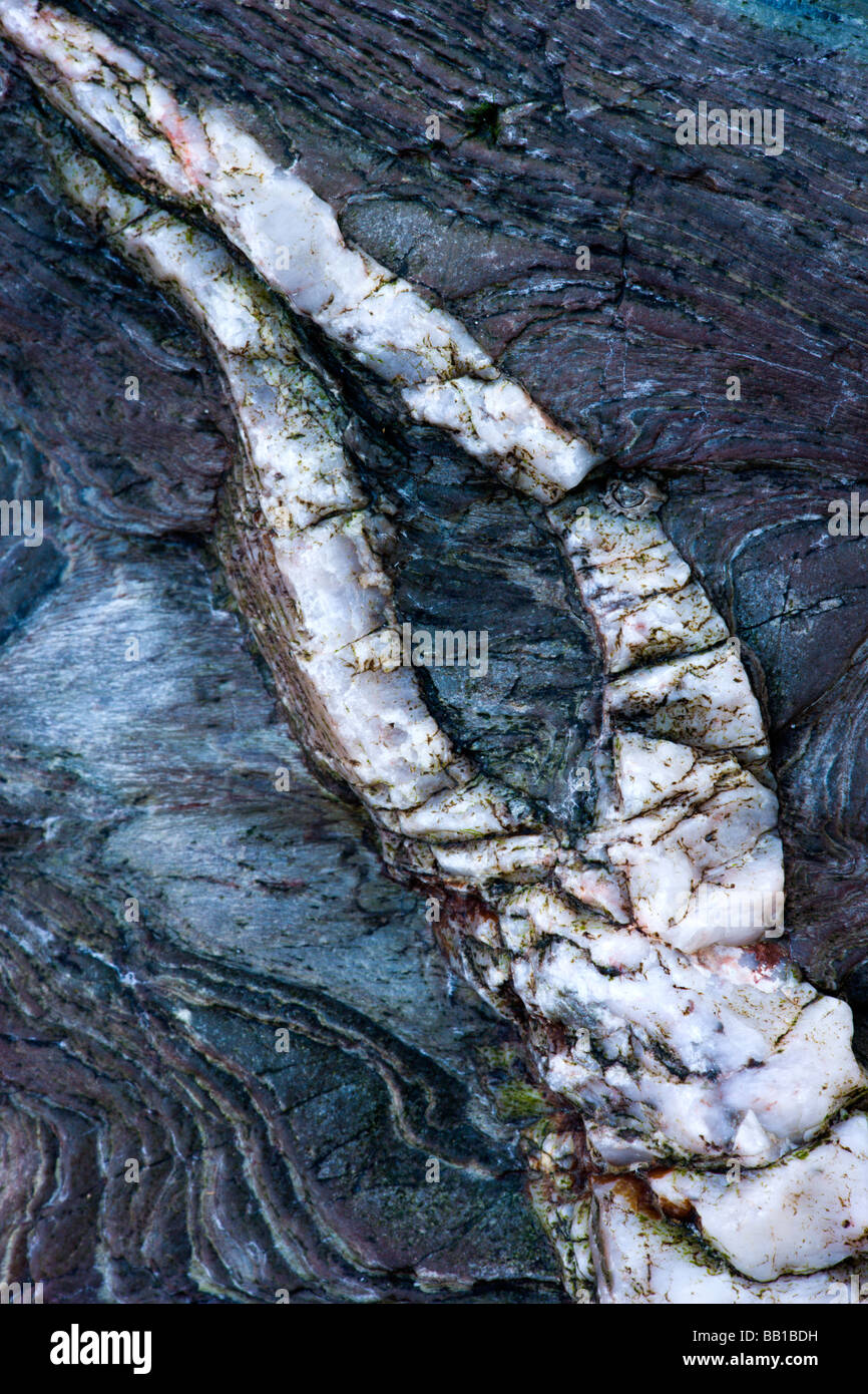 Quartz veins hi-res stock photography and images - Alamy