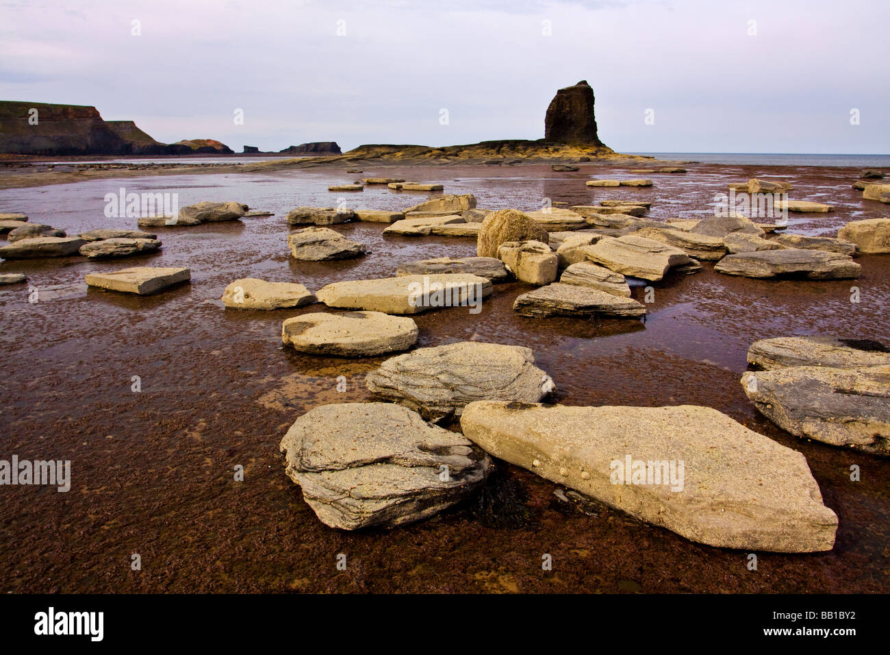 Saltwick bay whitby hi-res stock photography and images - Alamy