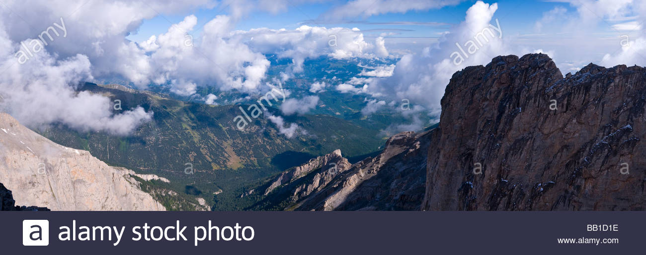 Olympus Mount High Resolution Stock Photography and Images - Alamy