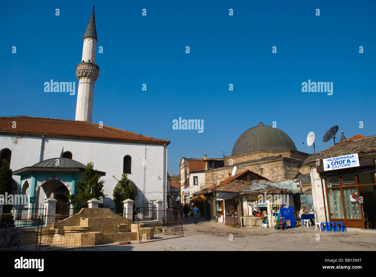 Old town with bazaar and mosque hi-res stock photography and images - Alamy