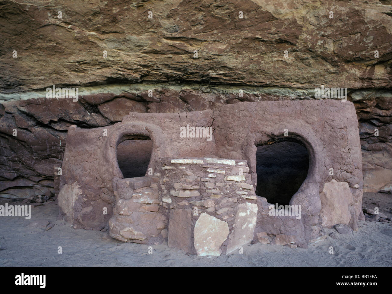 Prehistoric cliff dwelling built by the Anasazi in Natural Bridges ...