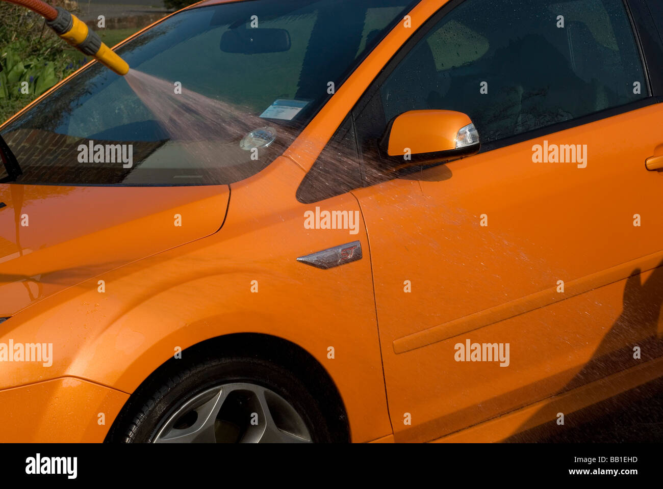 Orange ford focus st hi-res stock photography and images - Alamy