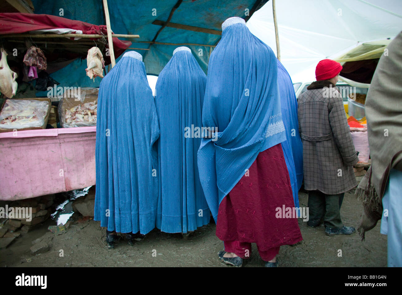 Burqas hi-res stock photography and images - Alamy