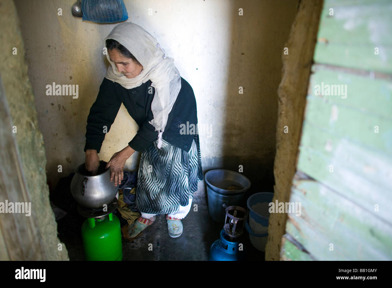 Widow at home in Kabul, Afghanistan. - Not availabe to world relief ...