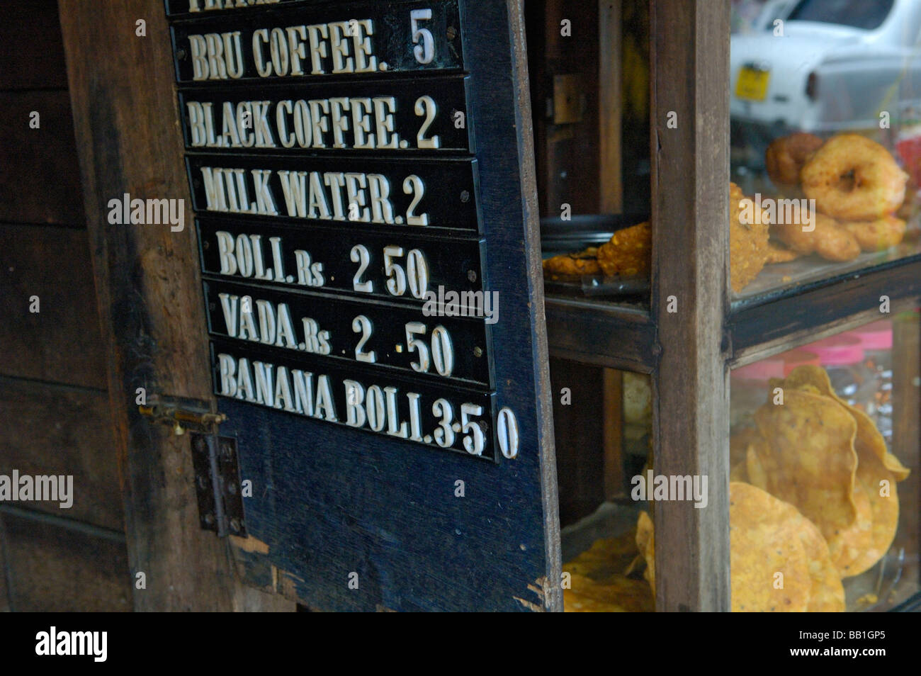 Kerala tea shop hi-res stock photography and images - Alamy