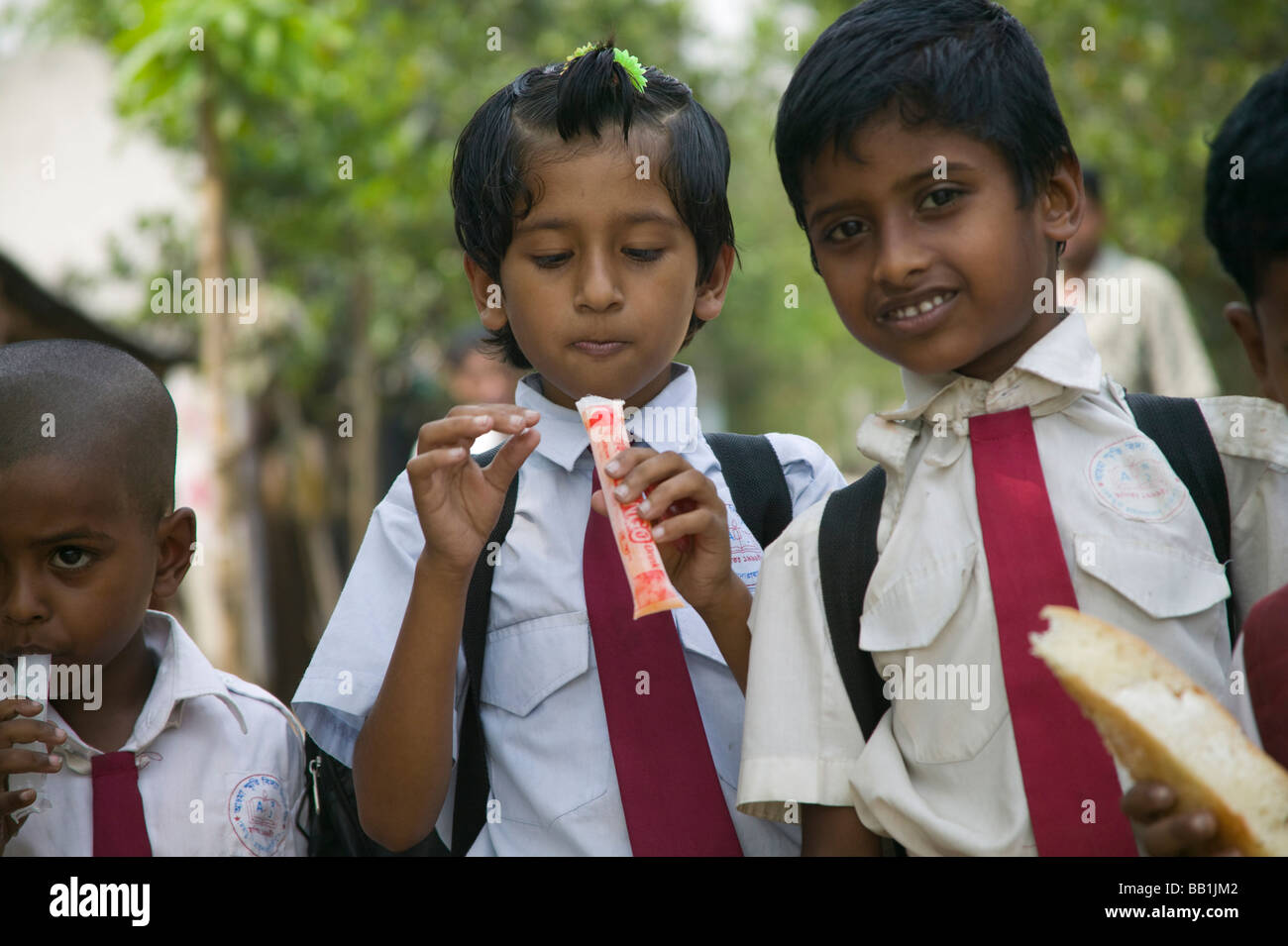 Students bangladesh hi-res stock photography and images - Alamy