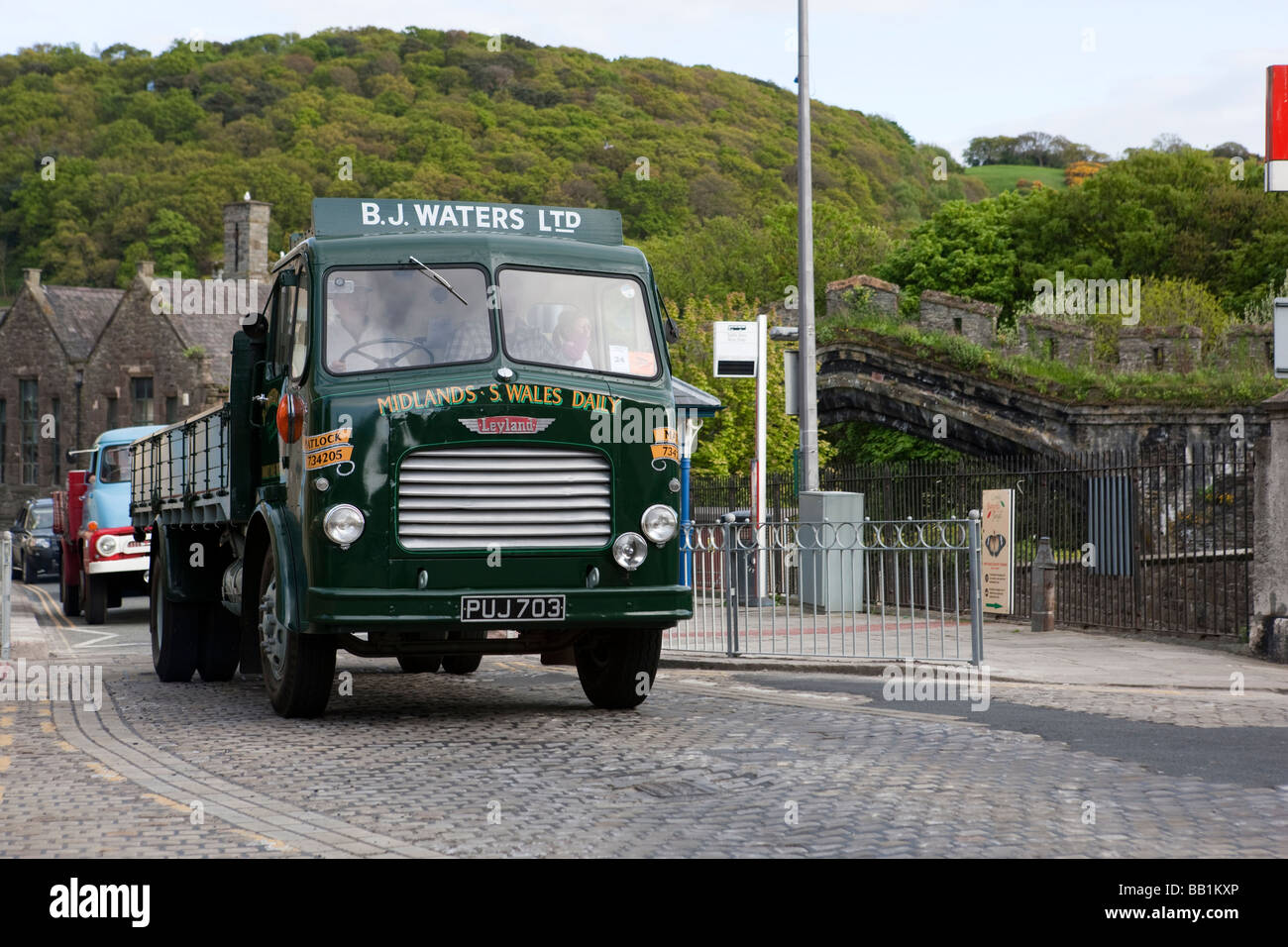Old leyland truck hi-res stock photography and images - Alamy