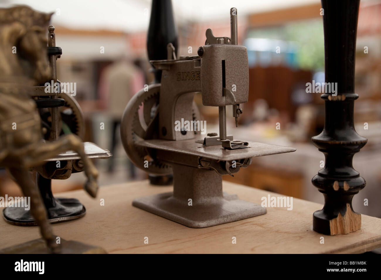 Antique Singer sewing machine at the antique market Neuchatel ...