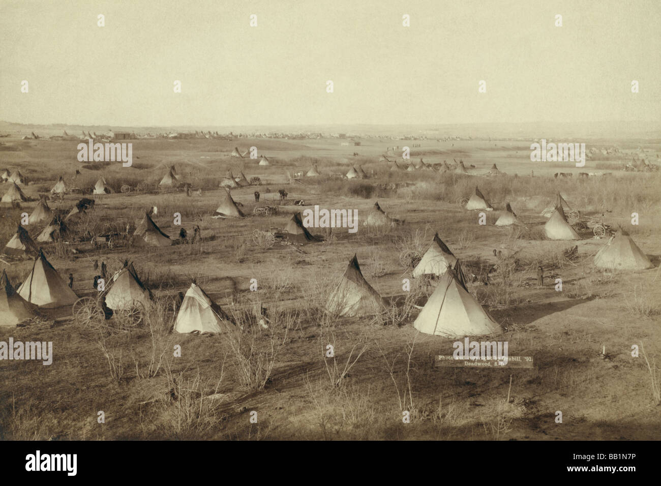 Native American Encampment - Lakota Indians Stock Photo - Alamy