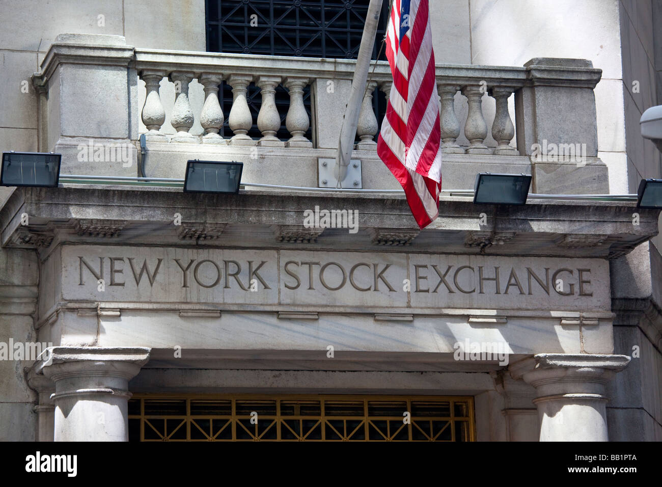 New York Stock Exchange in Manhattan Stock Photo - Alamy