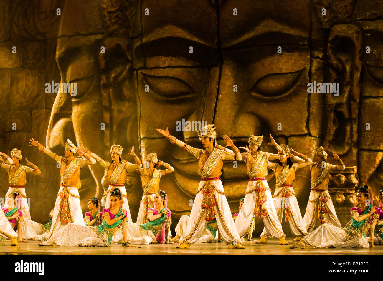 Chinese Dance Performance at Windows on the World in Shenzhen China ...