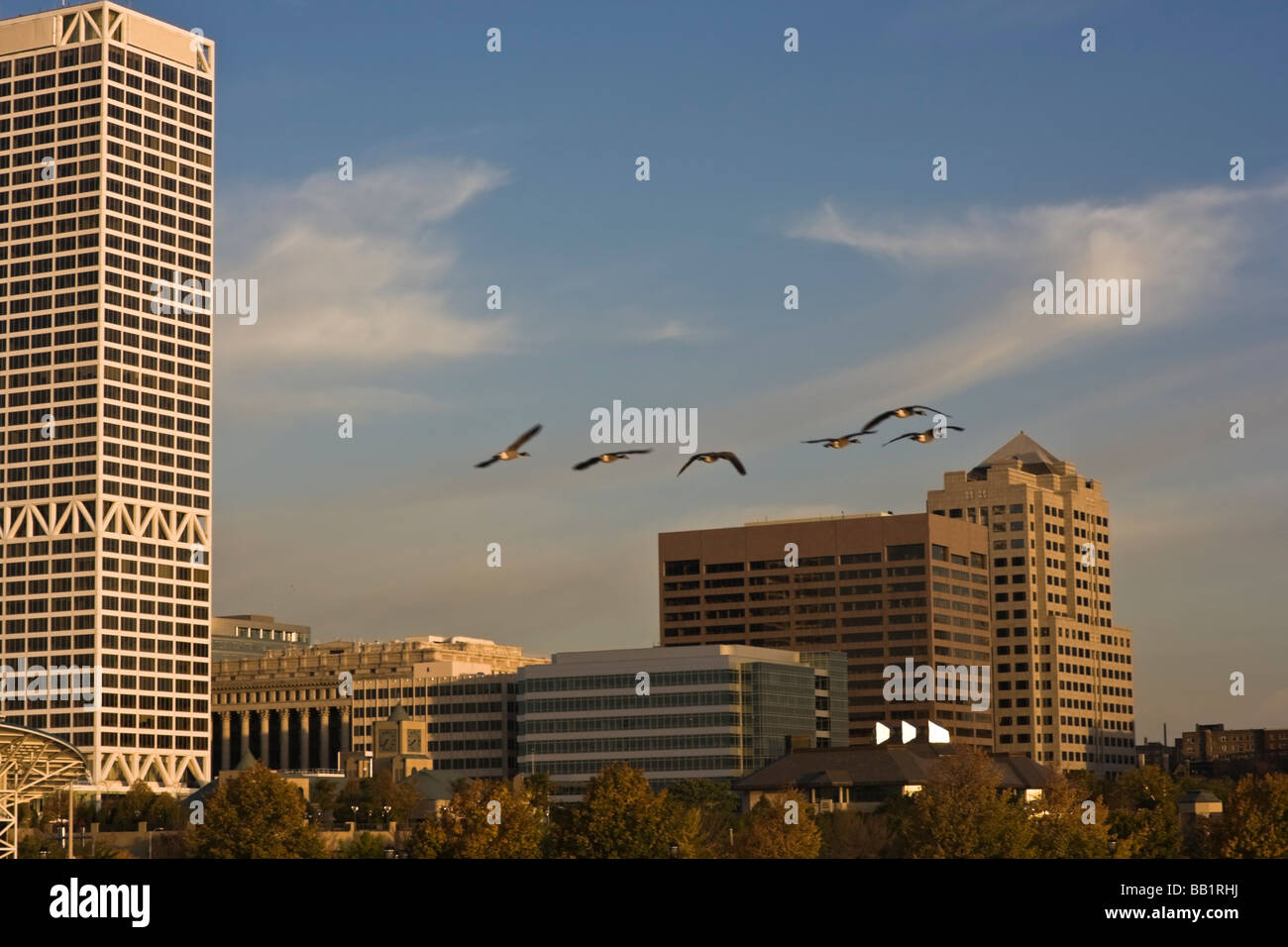 Milwaukee in fall hi-res stock photography and images - Alamy
