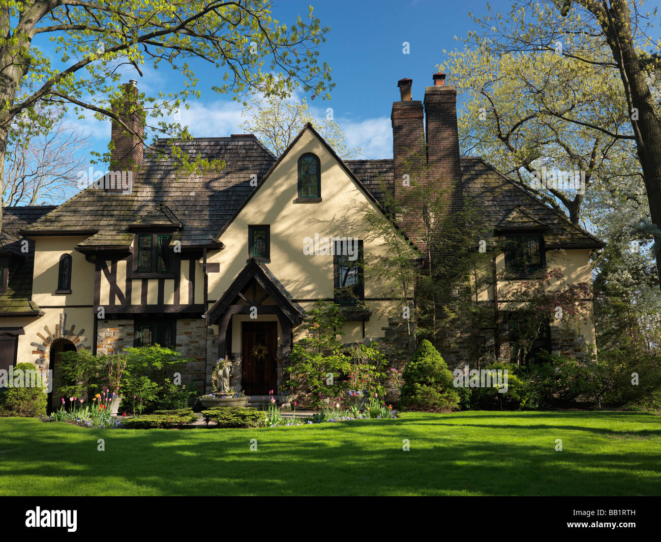 Beautiful family house Stock Photo - Alamy