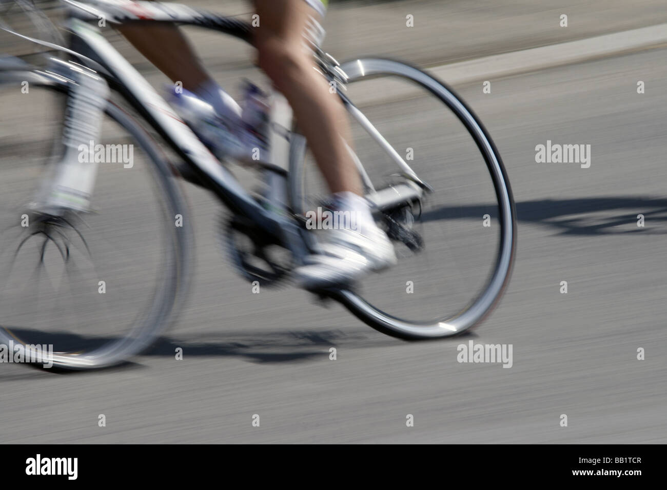 Professional bike rider hi-res stock photography and images - Alamy