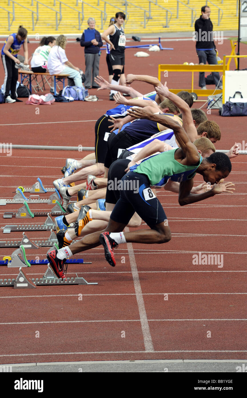 100 metres athletes hi-res stock photography and images - Alamy