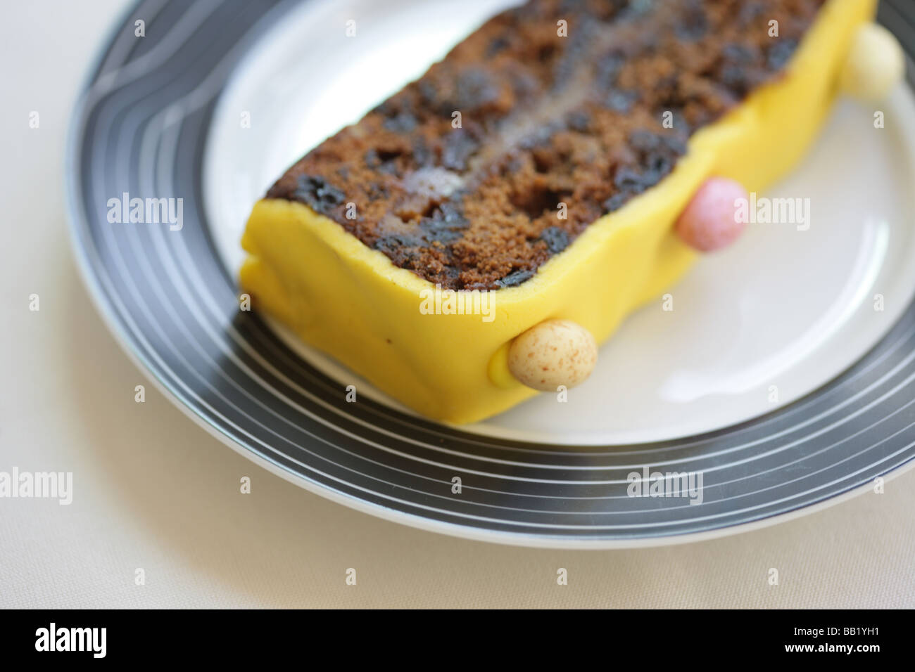 Easter Simnel Cake Stock Photo - Alamy