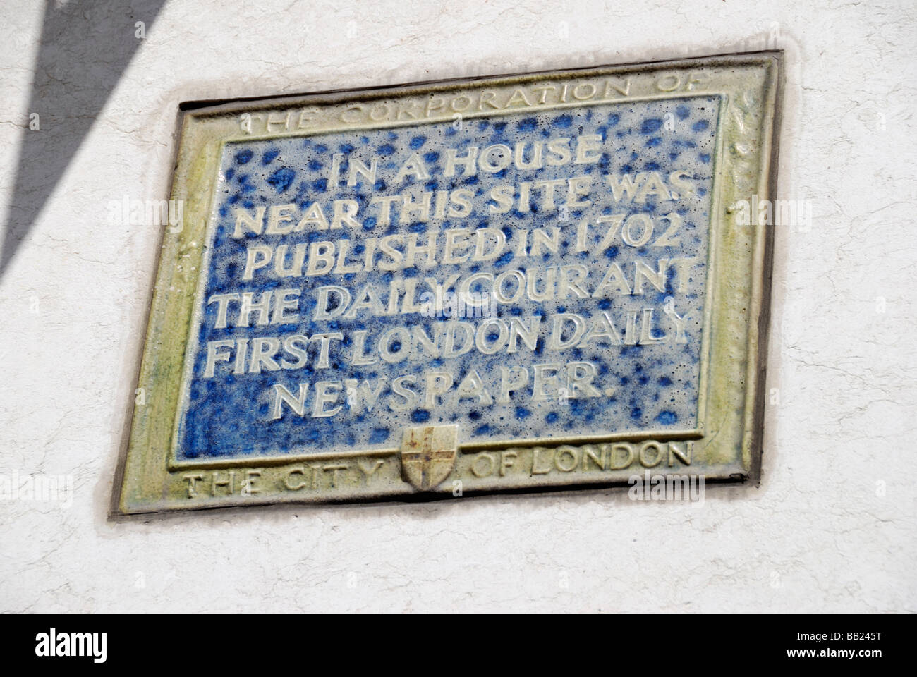 Daily courant first newspaper hi-res stock photography and images - Alamy