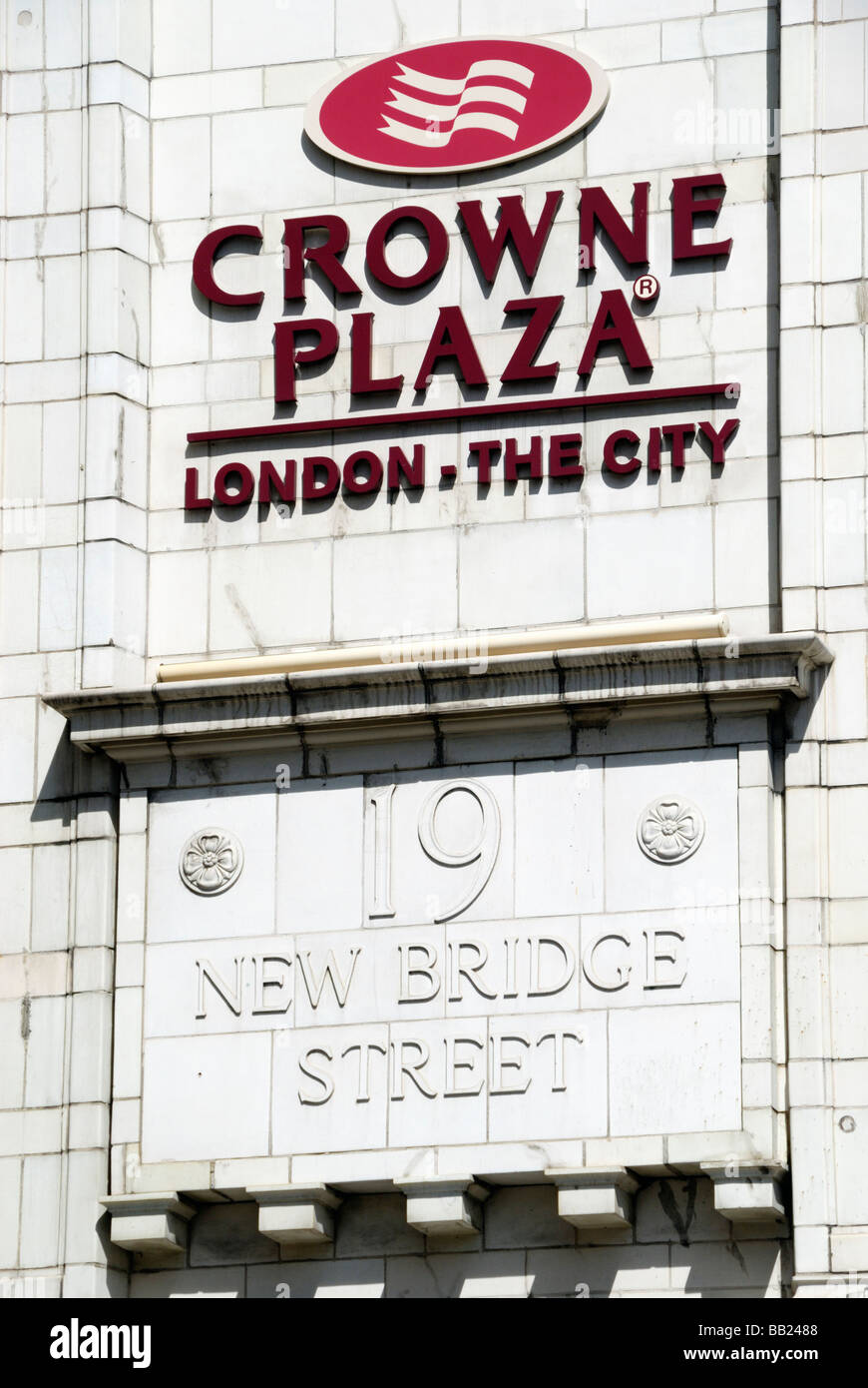 Crowne Plaza London The City Hotel sign in New Bridge Street London EC4 ...