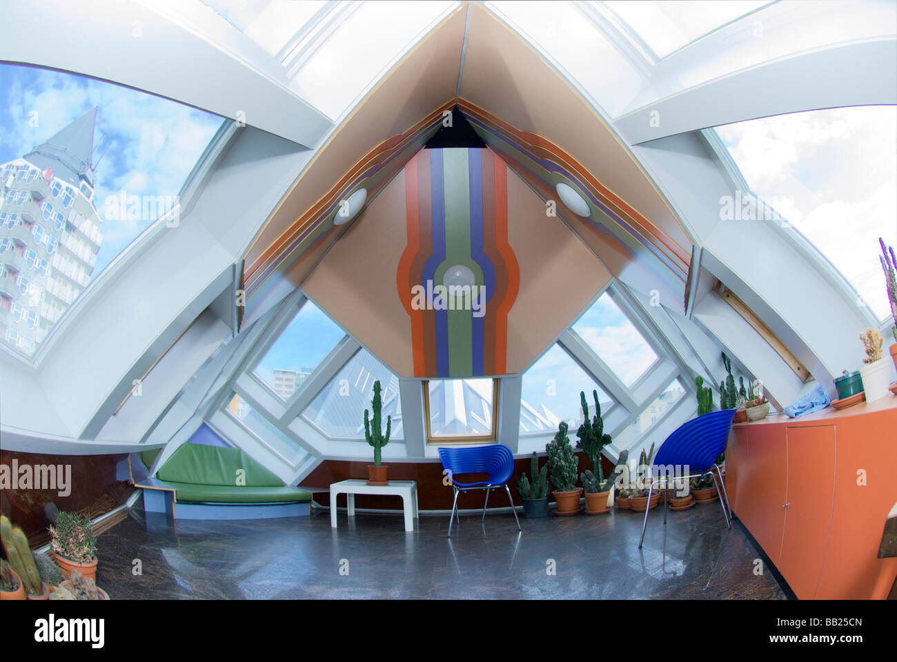 Cube house interior rotterdam hi-res stock photography and images - Alamy