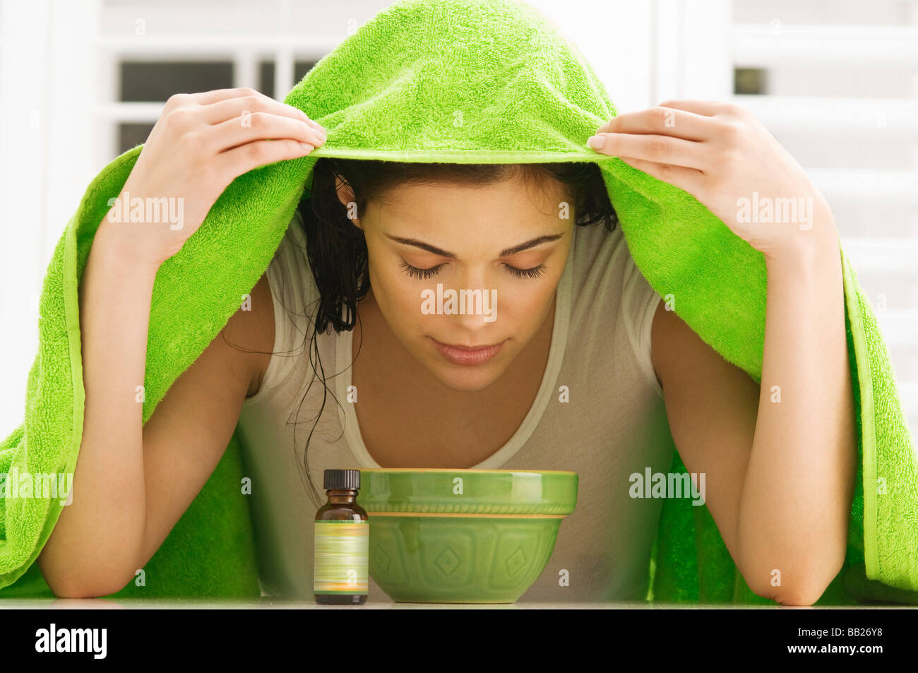 Woman head over bowl steam hi-res stock photography and images - Alamy