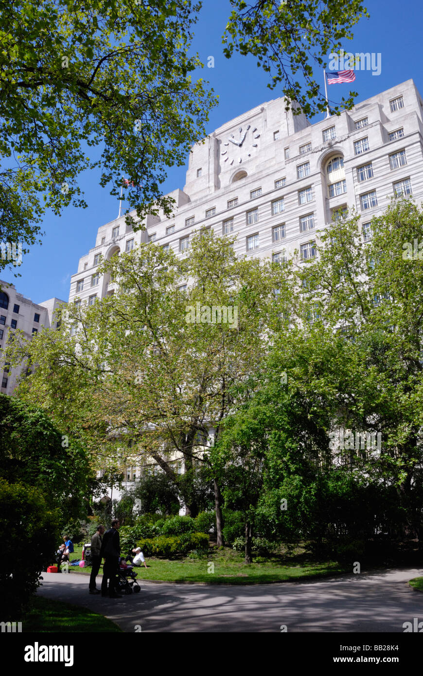 Shell Mex House and Victoria Embankment Gardens Westminster London ...