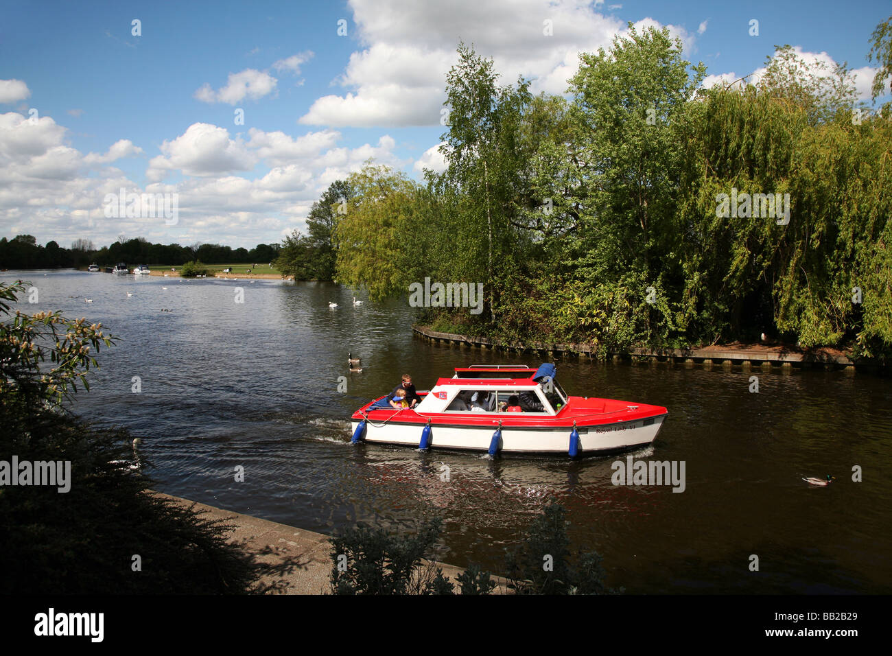 Boating on the River Thames at Windsor Stock Photo - Alamy