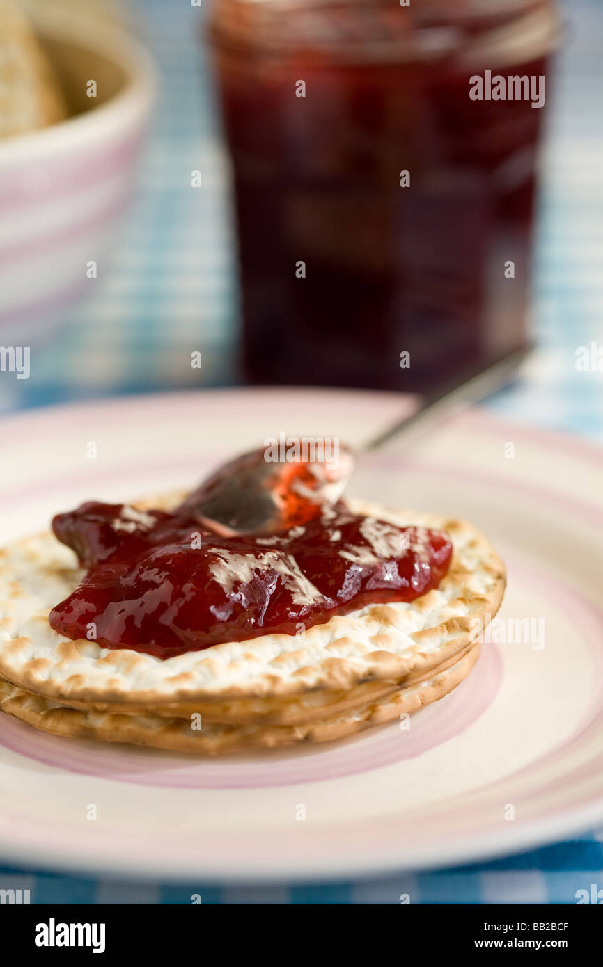 Toast with jelly hi-res stock photography and images - Alamy