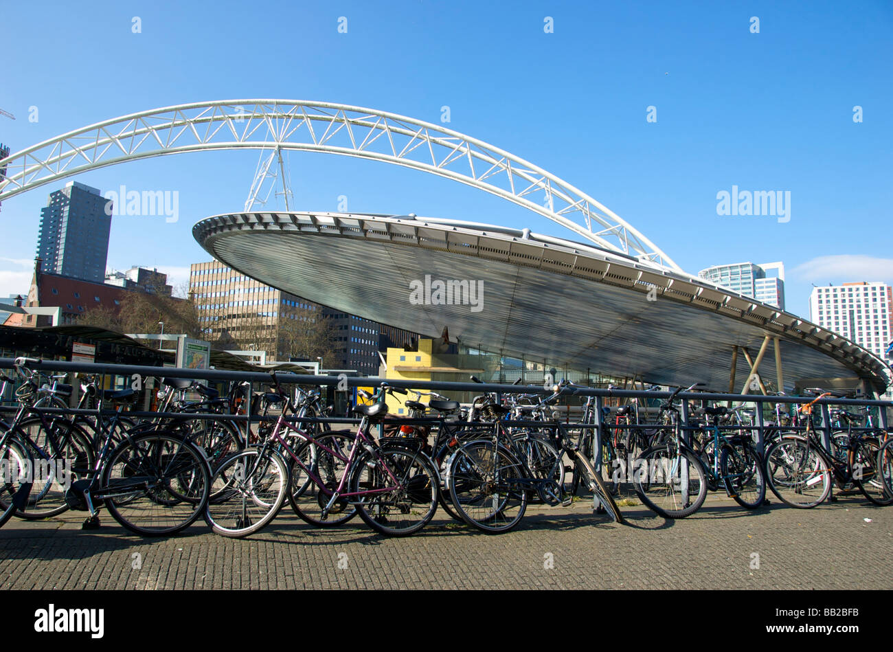 Rotterdam south holland hi-res stock photography and images - Alamy