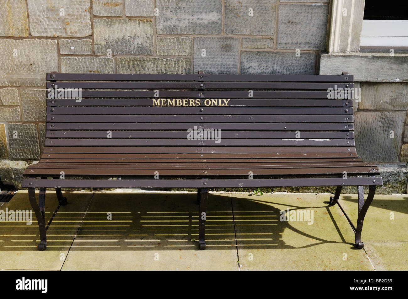 Members only seating hi-res stock photography and images - Alamy