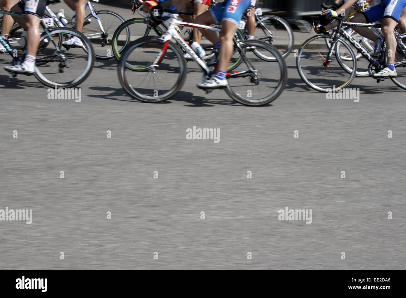 Bike bikes bicycles bicycle cycle cycles wheels tyres tires street hi ...