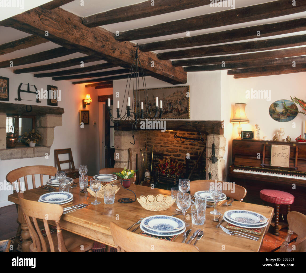 UK house interior, kitchen dining room Stock Photo - Alamy