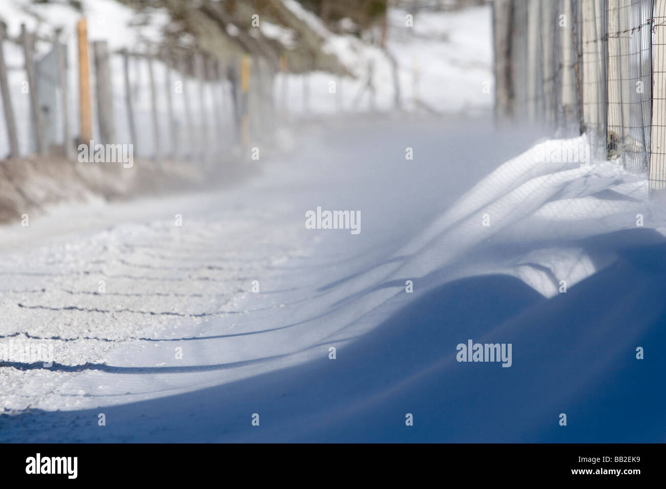 Blowing drift traffic bad conditions winter gusting mountain alpine icy ...