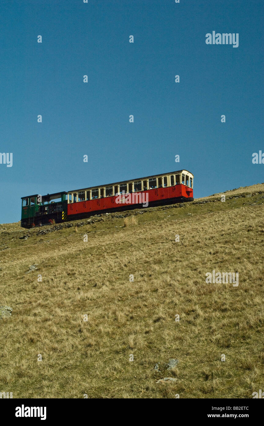 Snowdon Mountain Railway Train Ascending the mountain, Snowdonia Stock ...