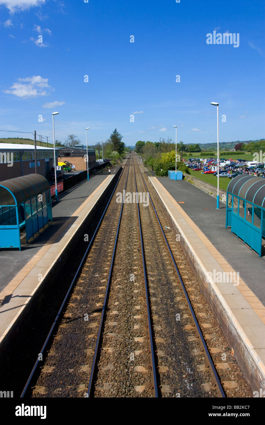 Corbridge railway station and rail track Stock Photo - Alamy