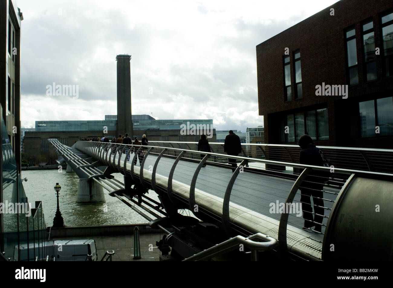 Angles bridge hi-res stock photography and images - Alamy
