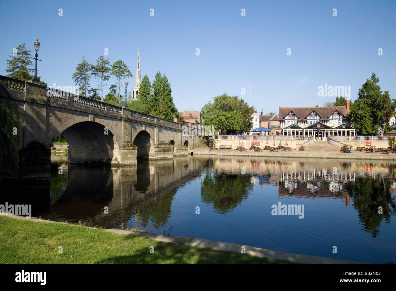 The river Thames at Wallingford, Oxfordshire, England Stock Photo - Alamy