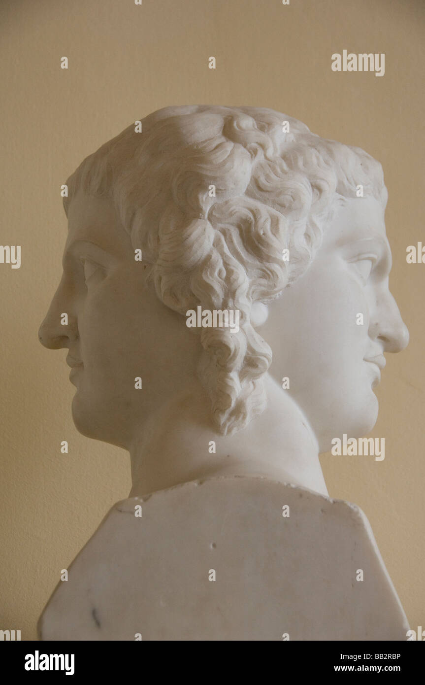 Two faced statue High Resolution Stock Photography and Images - Alamy