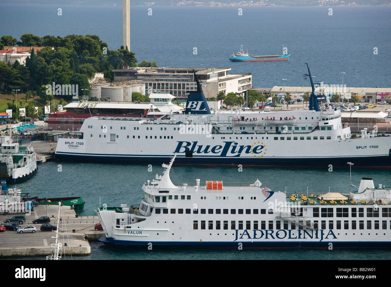 Split harbor ferries hi-res stock photography and images - Alamy