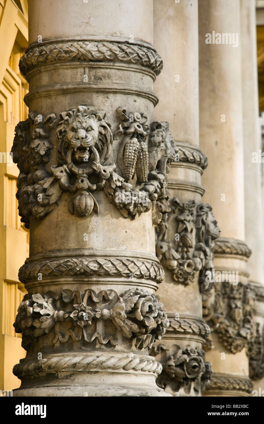 Croatia-Zagreb. Gallery of Modern Art- Columns Stock Photo - Alamy