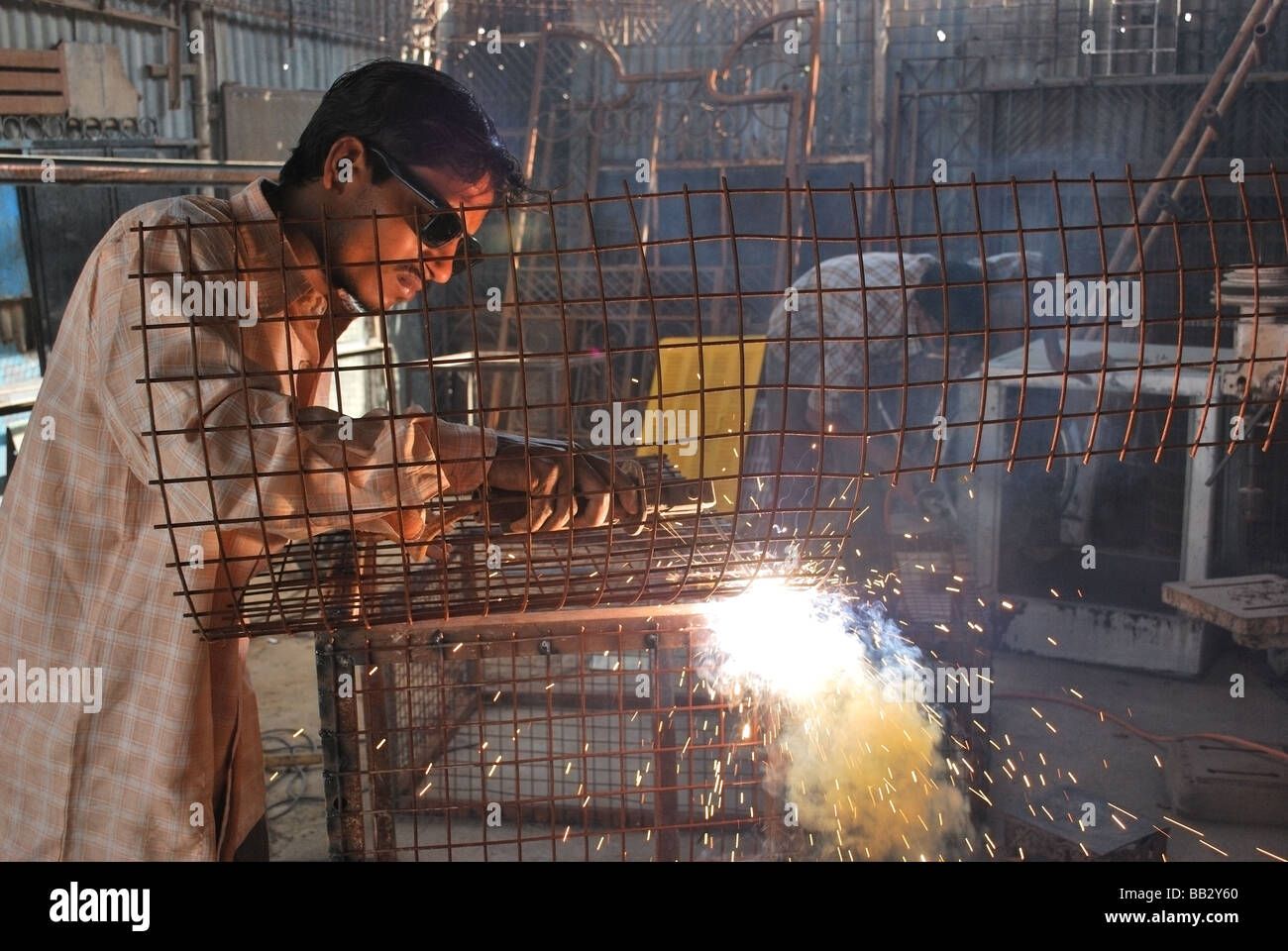 Welders at work Stock Photo - Alamy