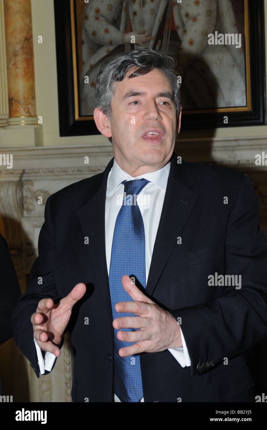 prime minister gordon brown at 10 downing street london Stock Photo - Alamy