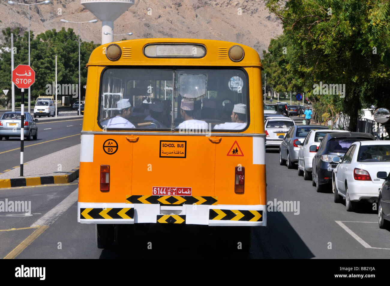 Bus back view hi-res stock photography and images - Alamy