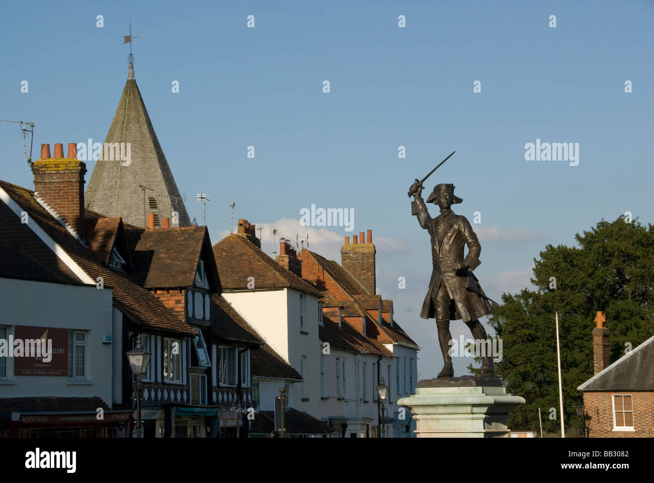 The green westerham hi-res stock photography and images - Alamy