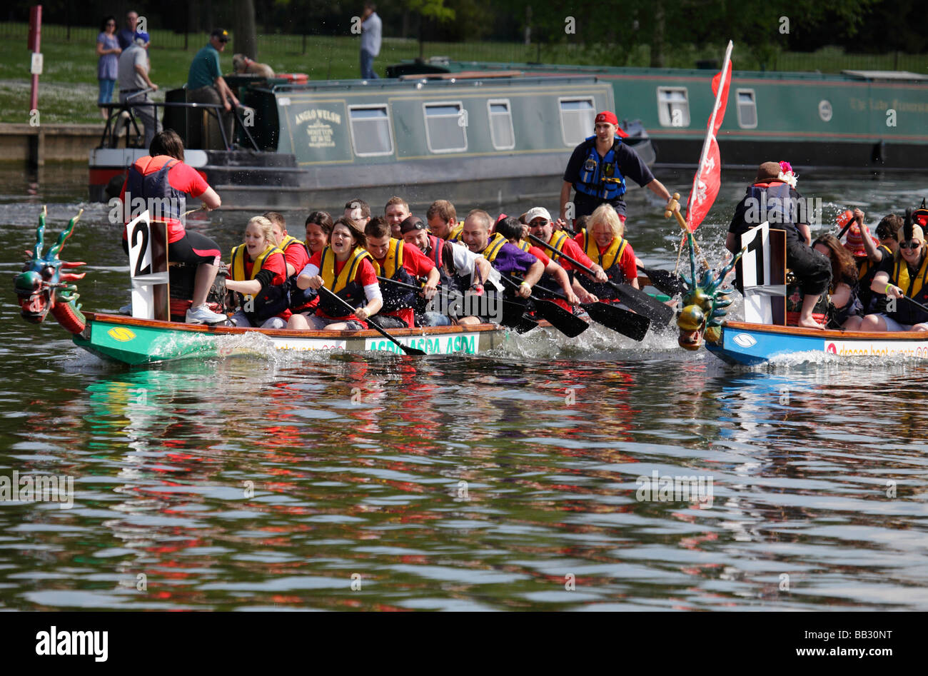 Dragon boat races at Abingdon, 2009 32 Stock Photo - Alamy